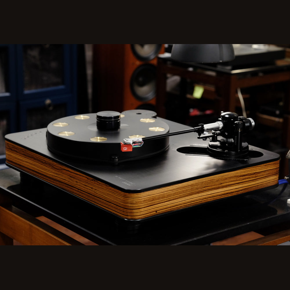 Turntables – Groove Audio